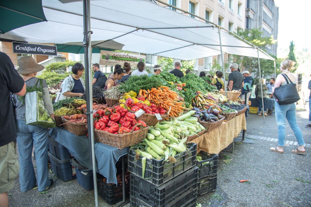 Why You Should Shop At Your Local Farmer’s Market – Oregon Kid