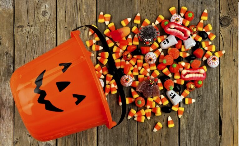 How Much Candy Should You Buy For Halloween? – Oregon Kid