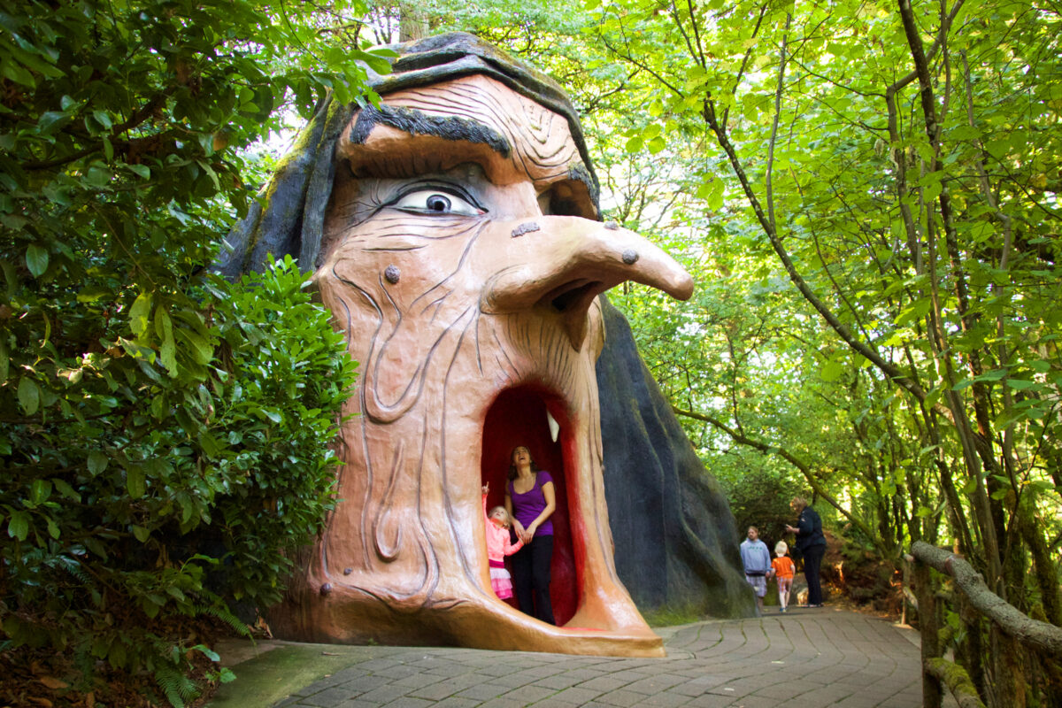 Top 5 Reasons To Take Your Family To Enchanted Forest – Oregon Kid